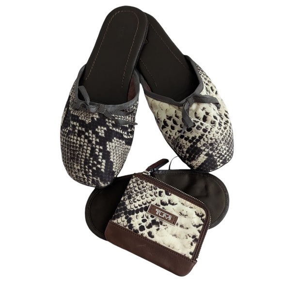 Tumi | Other | Rare Tumi Travel Set Printed Snakeskin Eye Mask W Case ...